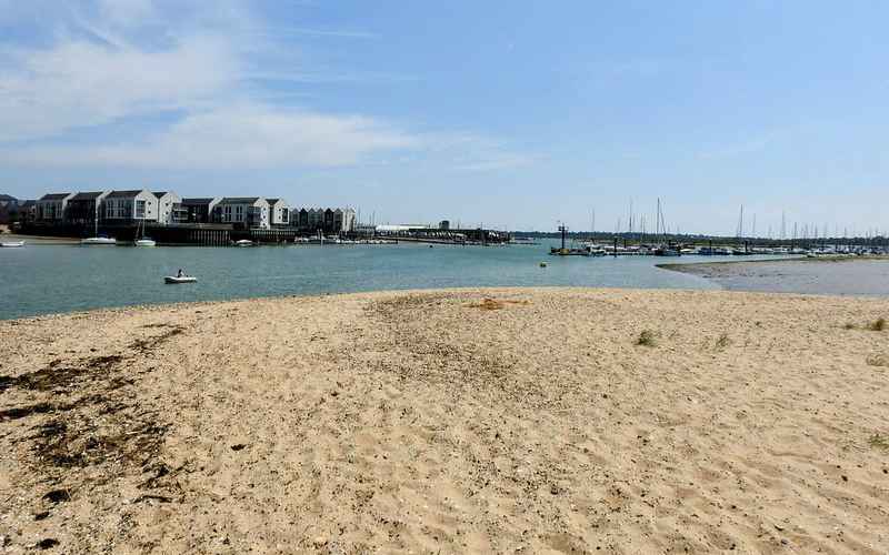 Removing anonymity from Point Clear boat launchers helps make harbour ...